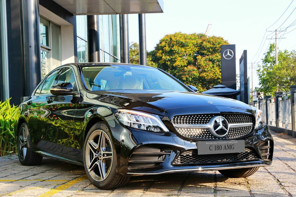 【HOT】Dán PPF xe Mercedes. Bảo vệ sơn xe hiệu quả với PPF ARI